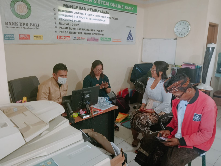 EVALUASI OPTIMALISASI PERAN BUMDESA DALAM PENGEMBANGAN POTENSI DESA - Desa Gulingan